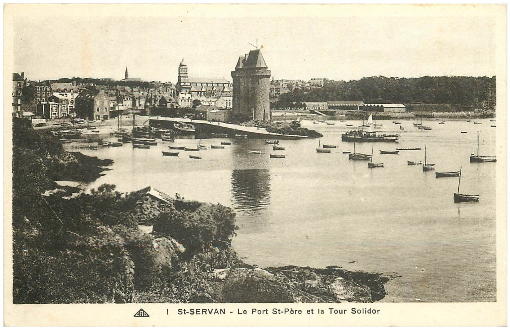 35 SAINT-SERVAN. Port Saint-Père
