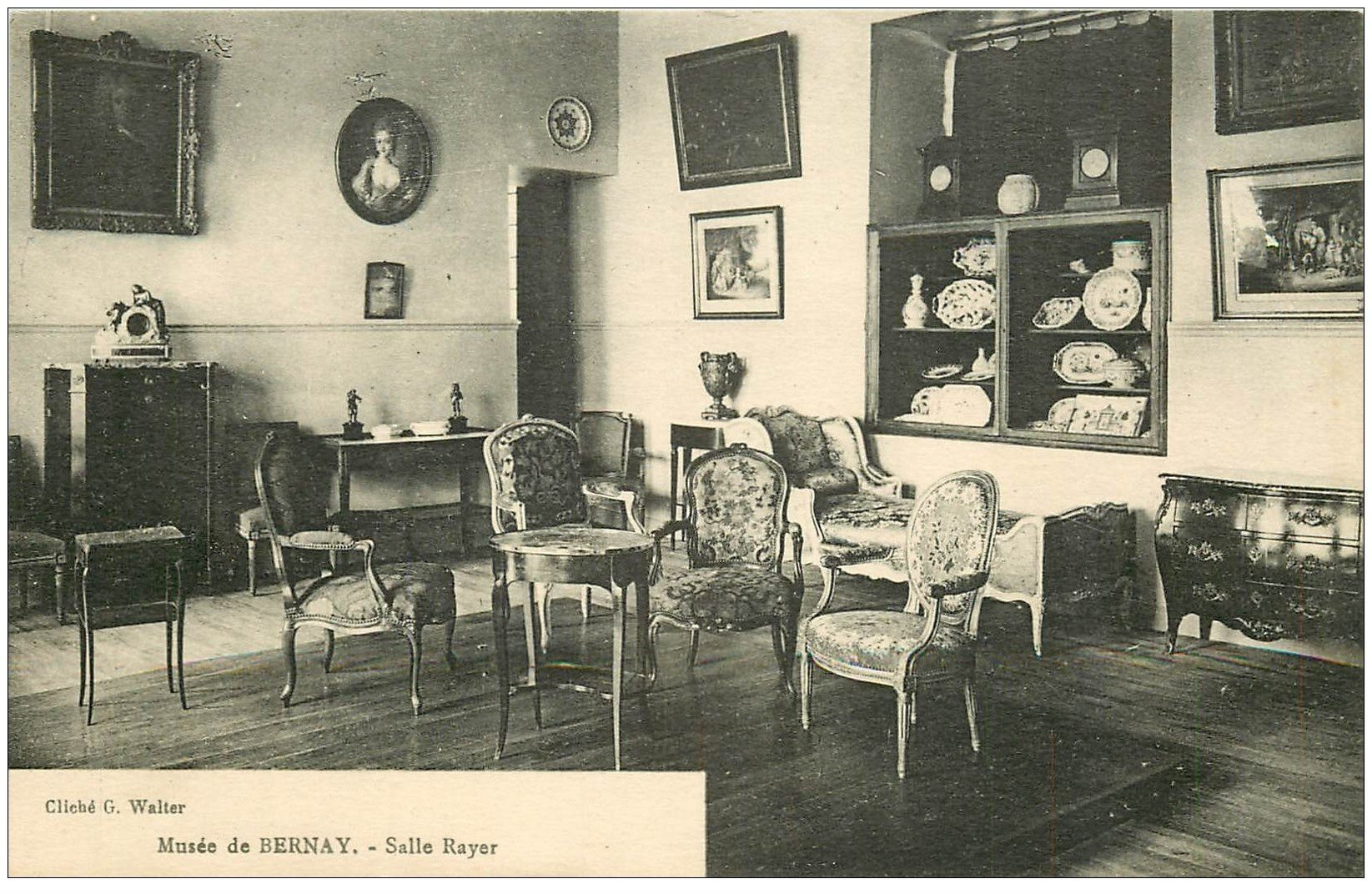 27 BERNAY. Musée Salle Rayer bis
