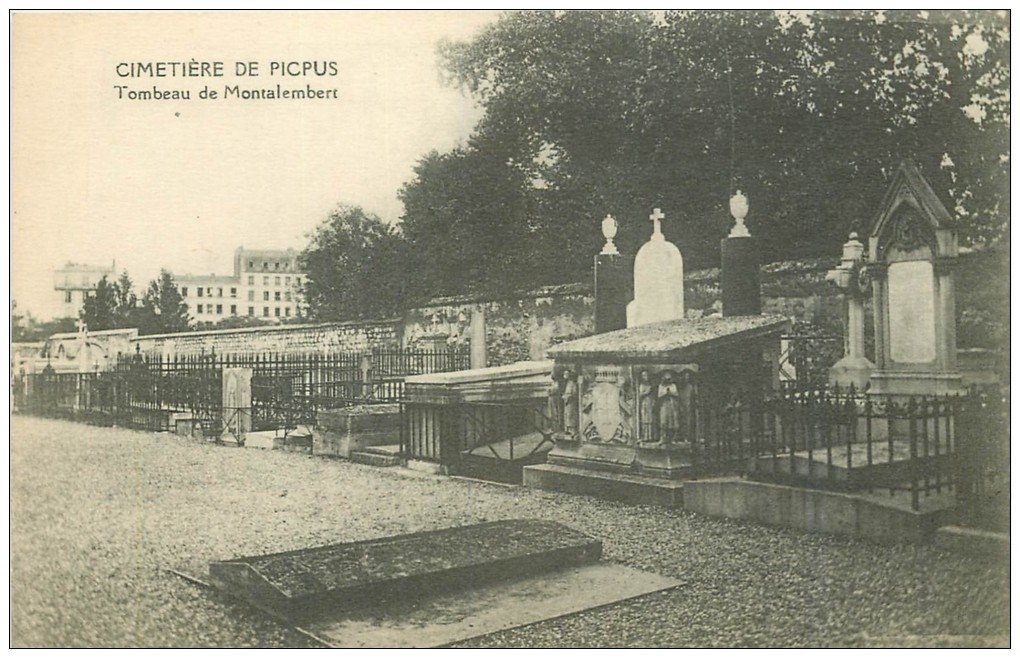 PARIS 12. Cimetière de Picpus Tombeau de Montalembert