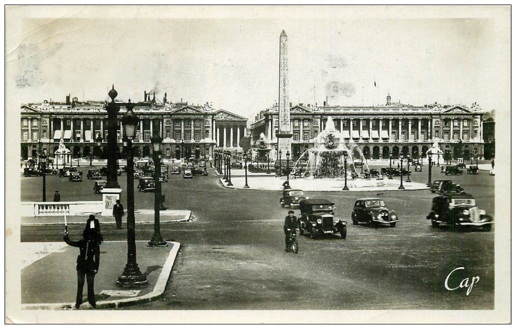 PARIS Ier. Place Concorde 1947