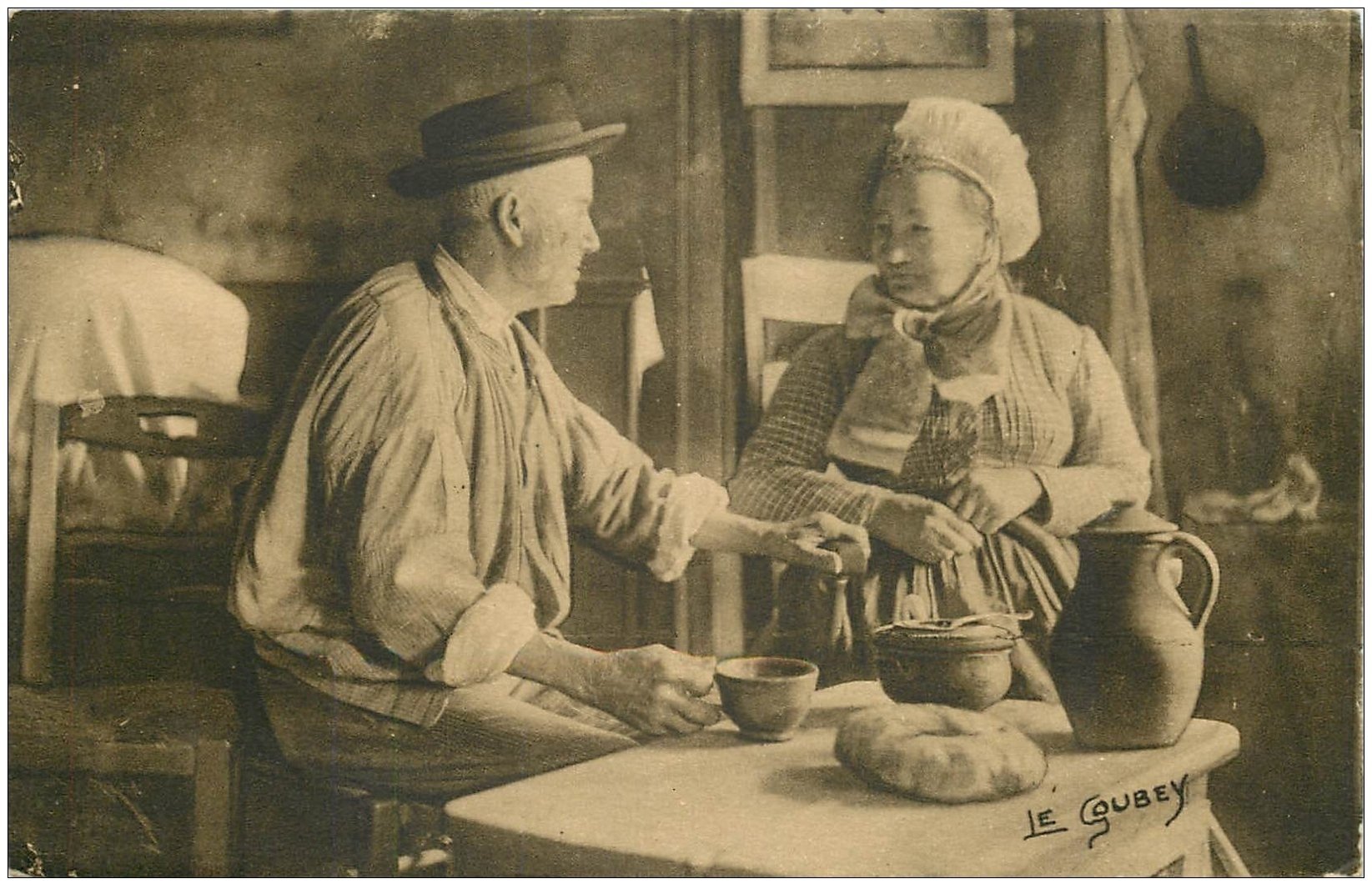 50 NORMANDIE. Couple de Paysans