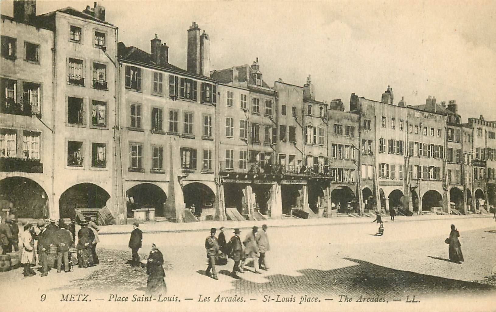 57 METZ. Place Saint-Louis les Arcades 9